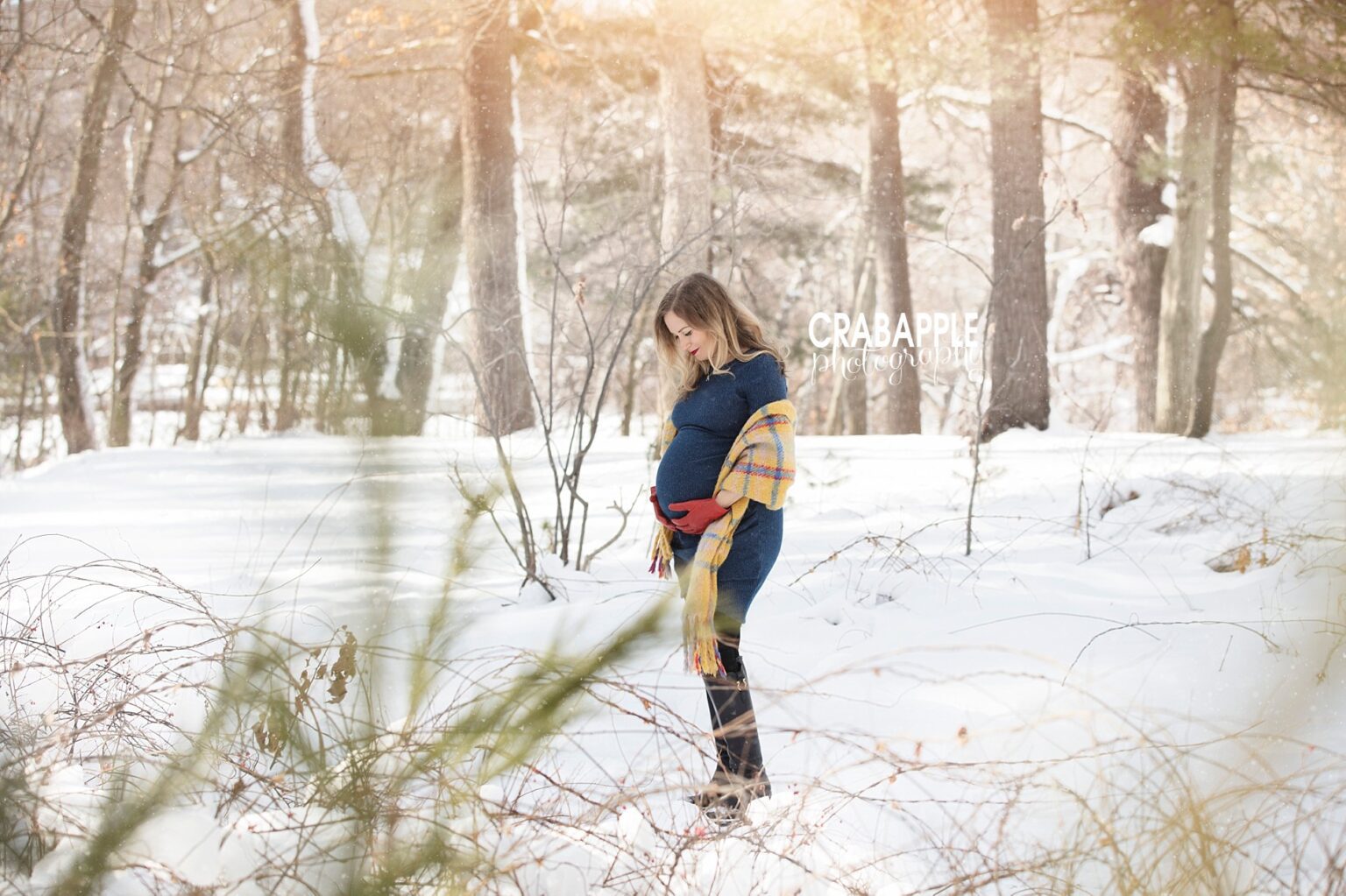 Outdoor Winter Photos :: What to Wear · Crabapple Photography