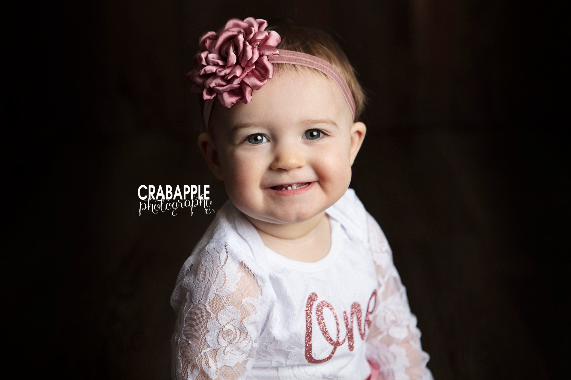 North Reading Cake Smash Photos :: Miss D · Crabapple Photography