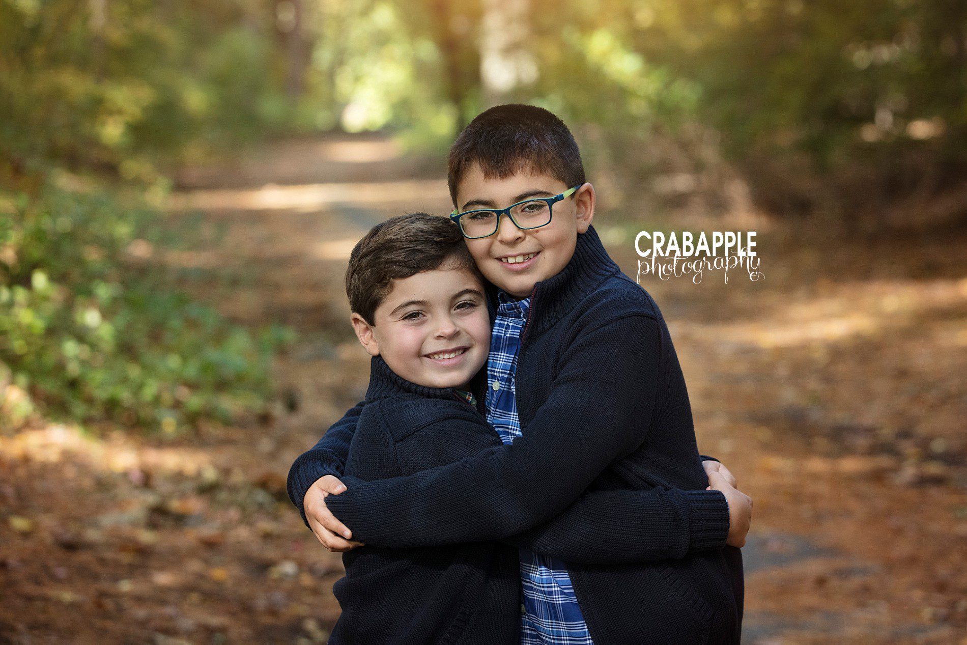 Outdoor Boston Fall Family Photos · Crabapple Photography