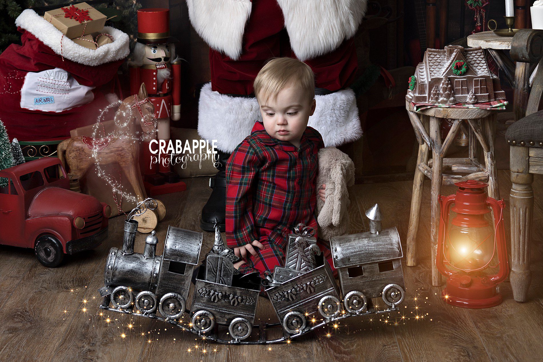 Pictures With Santa Claus :: North of Boston · Crabapple Photography