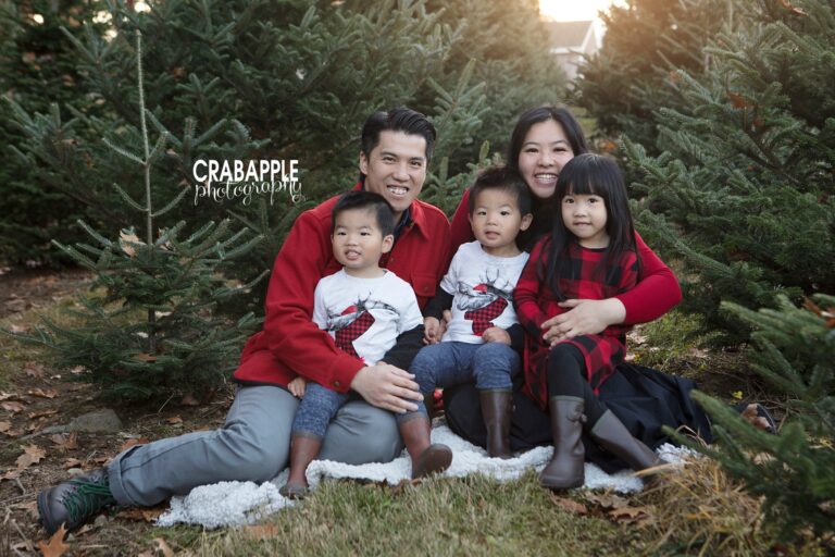 Tree Farm Christmas Photos · Crabapple Photography