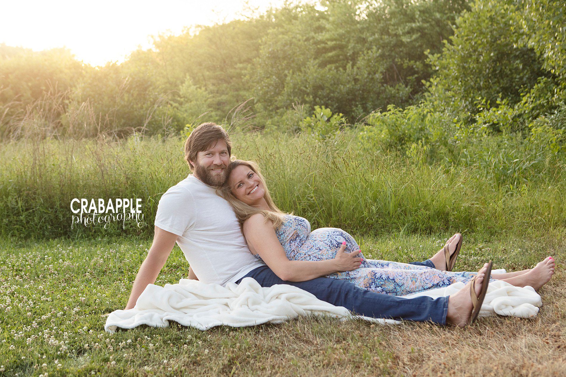 Outdoor Maternity Photos in June · Crabapple Photography