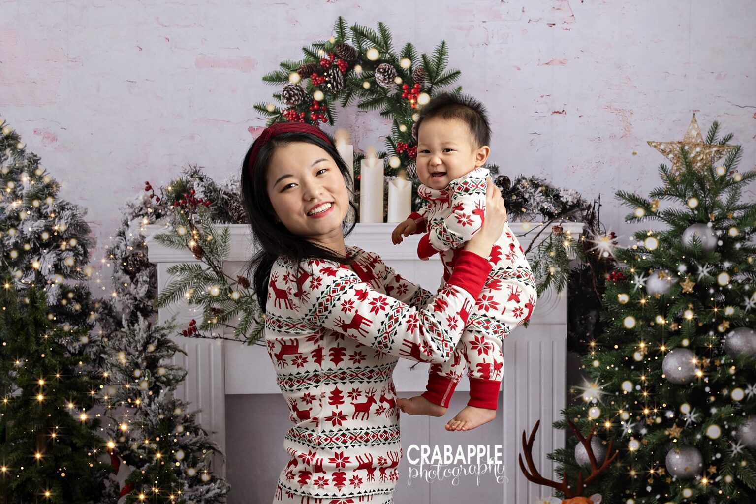 Christmas Photos for Families · Crabapple Photography