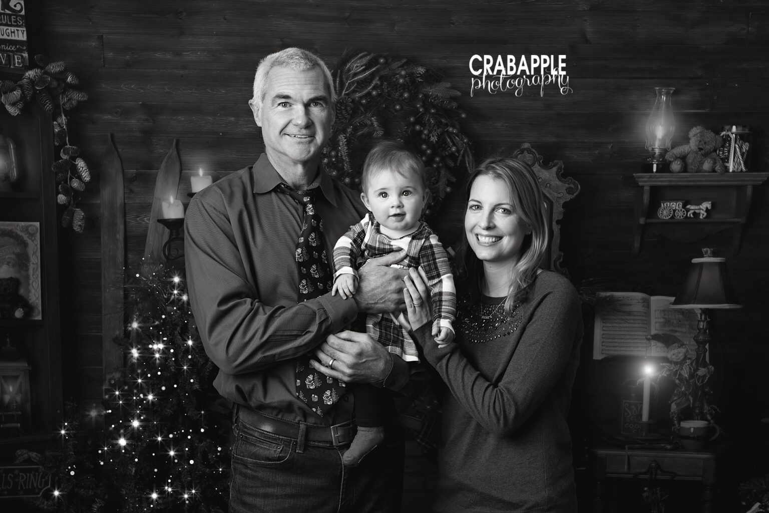 Christmas Portraits Holiday Photography · Crabapple Photography